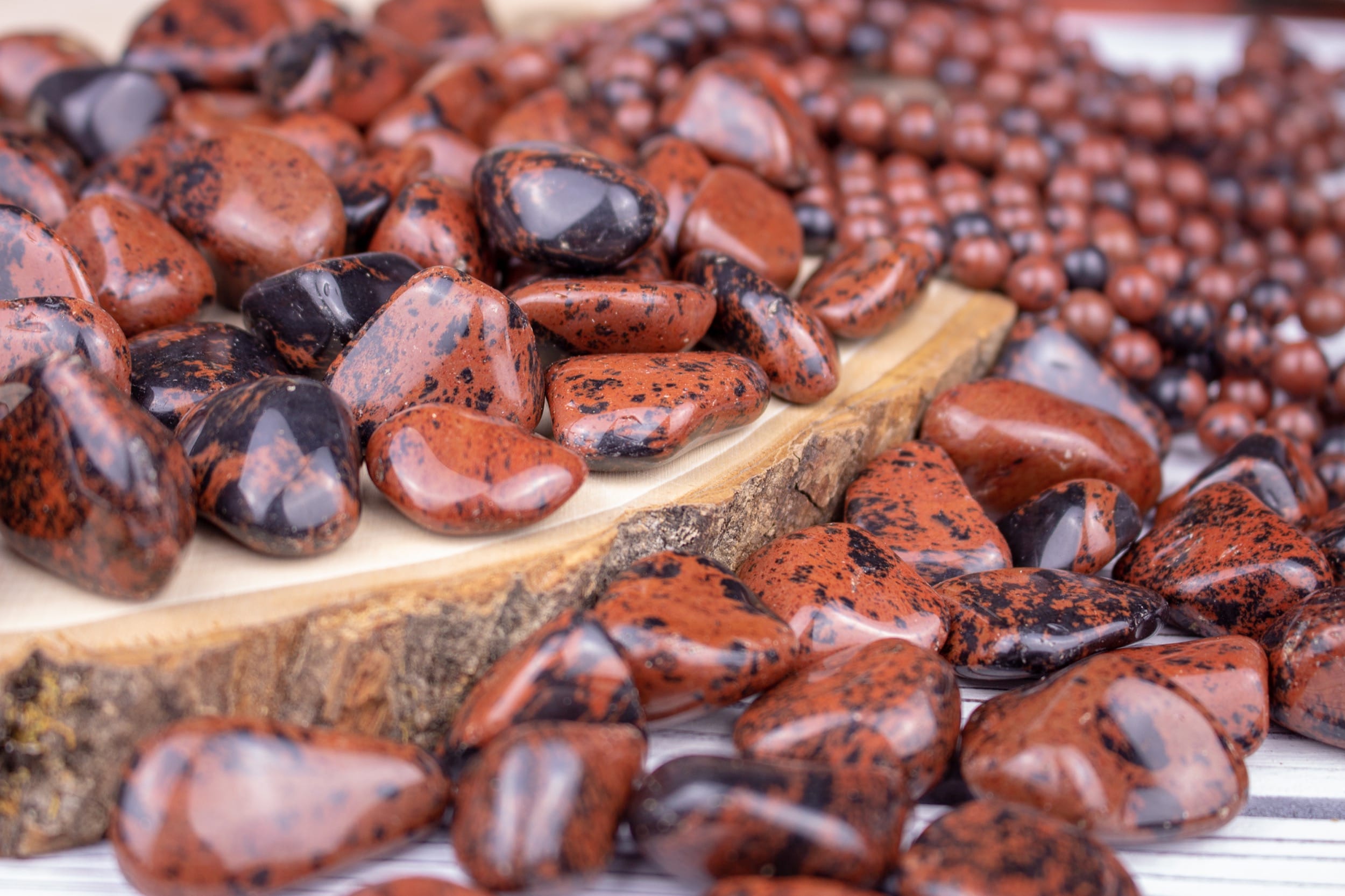Mahogany Obsidian Meanings and Crystal Properties - The Crystal Council