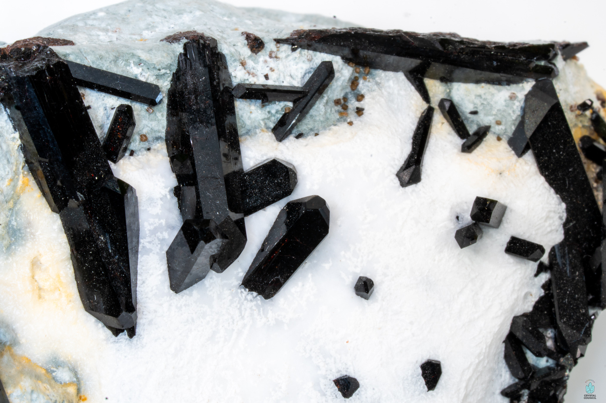 Neptunite Meanings and Crystal Properties - The Crystal Council