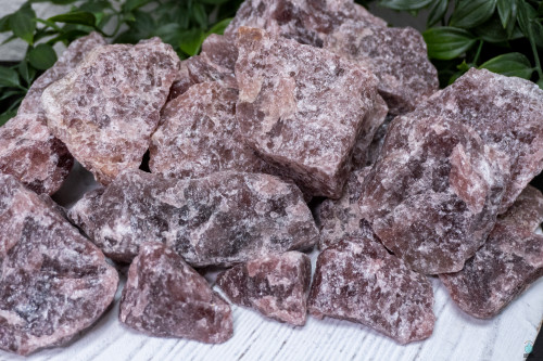 Blue Scheelite Meanings and Crystal Properties - The Crystal Council